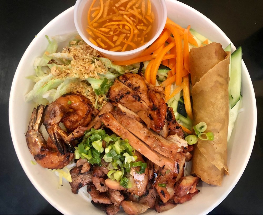 WHAT DA PHO - 136 Photos & 165 Reviews - 3315 Sherwood Way, San Angelo ...