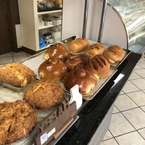 ELM ST BAKERY - 82 Photos & 78 Reviews - Bakeries - 173 Elm St, Everett ...