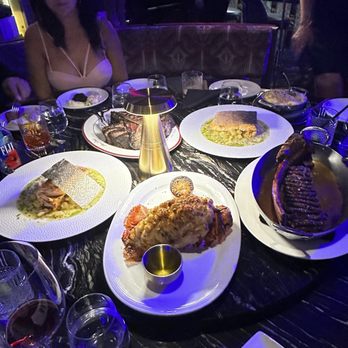 PAPI STEAK - Updated November 2024 - 286 Photos & 168 Reviews - 2777 S ...