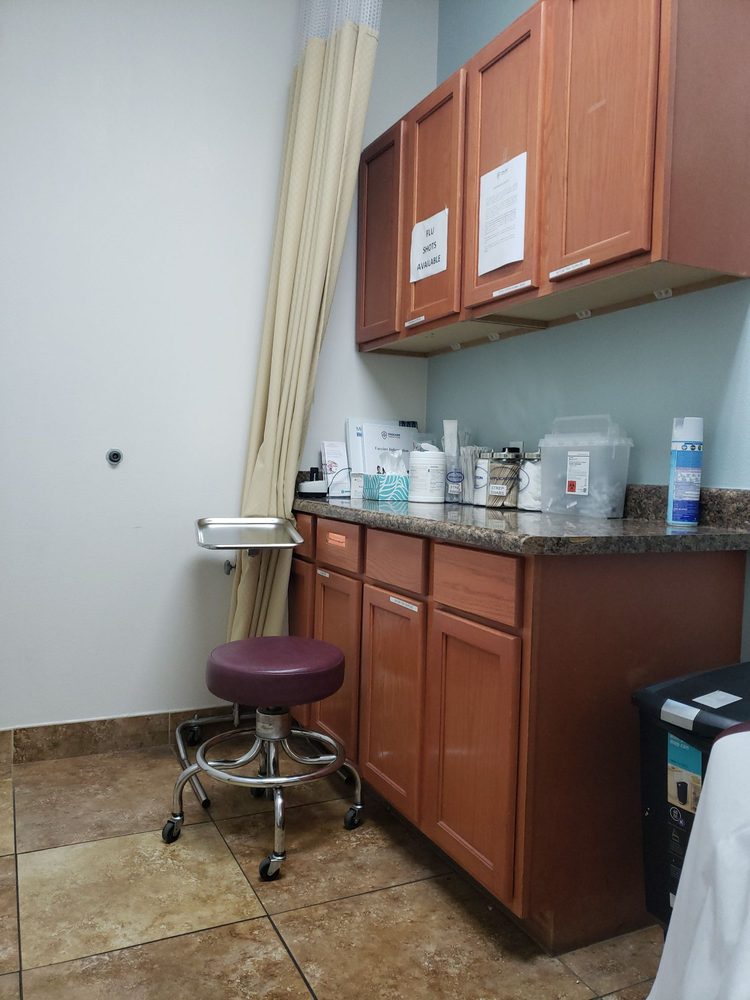 PROCARE MEDICAL CENTER - 29 Photos & 314 Reviews - 6870 S Rainbow Blvd ...