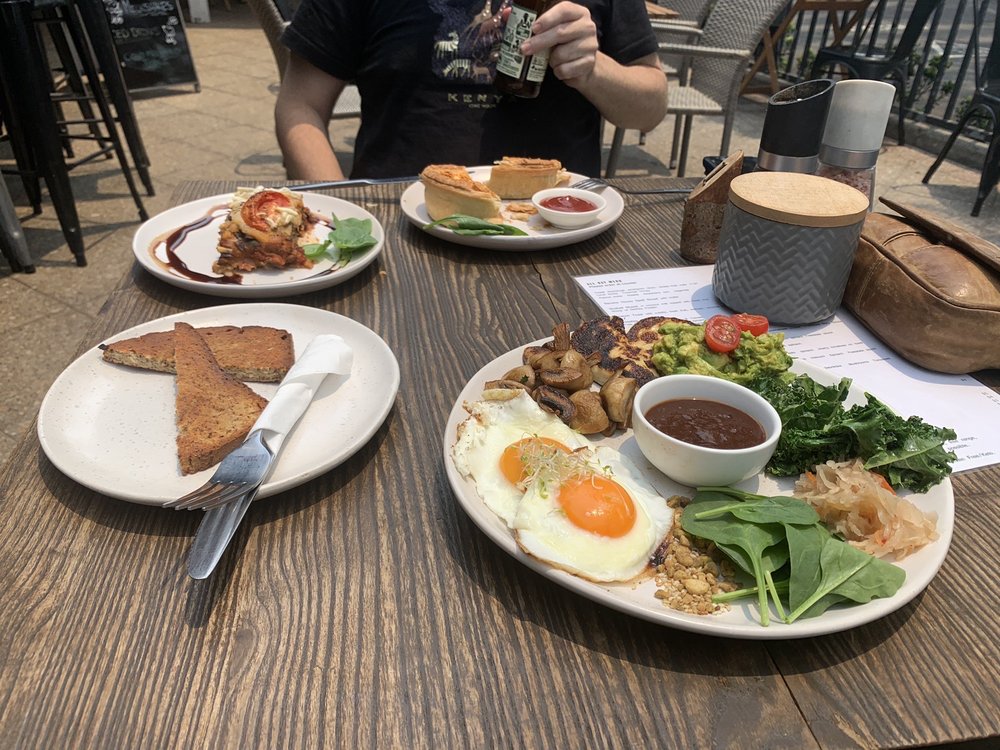 FREESTATE CAFE - 42-44 Terrigal Esplanade, Terrigal New South Wales ...