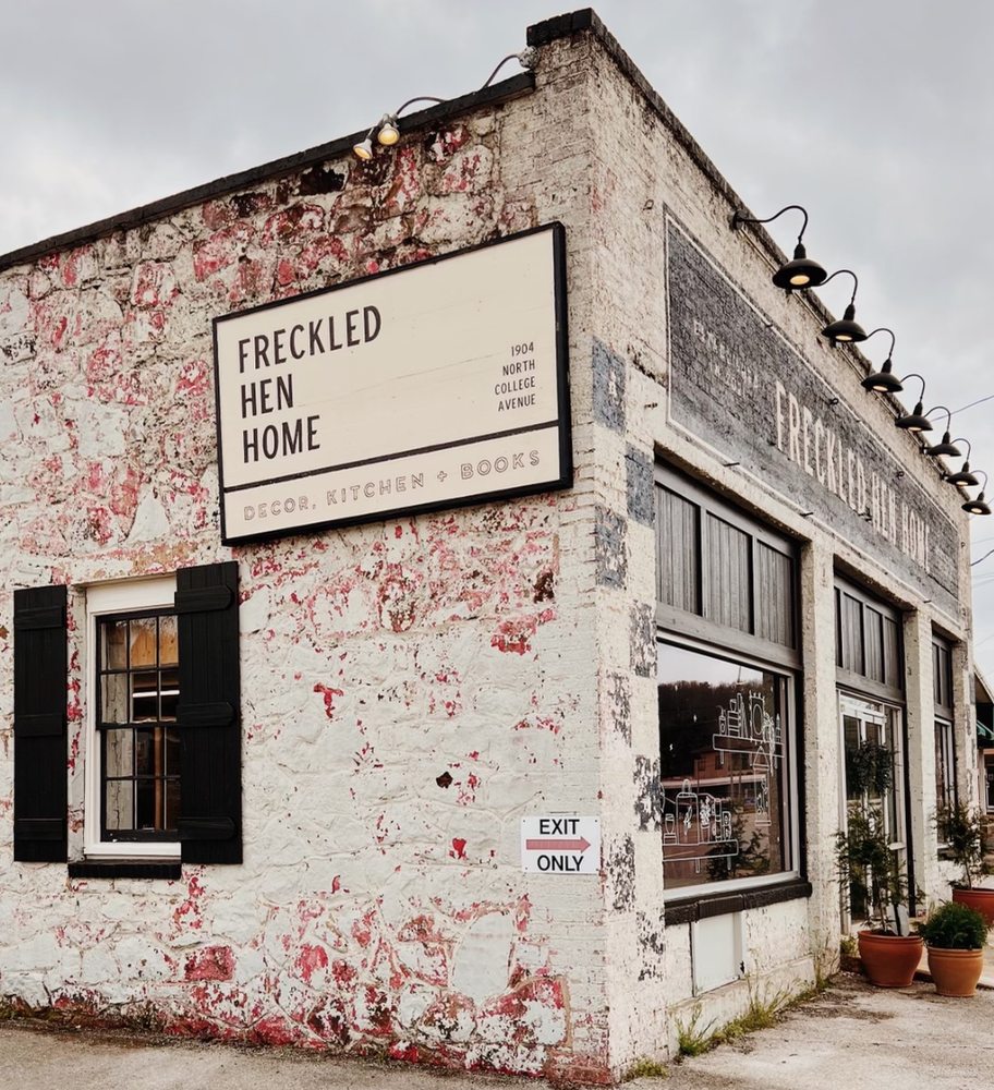 FRECKLED HEN HOME - Updated May 2025 - 1904 N College Ave, Fayetteville ...