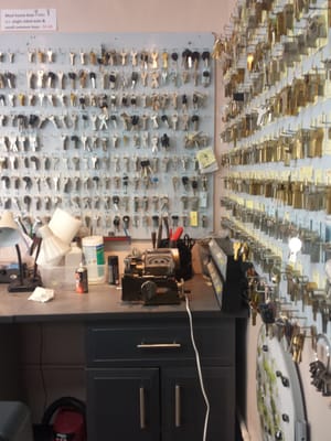 ALL POINTS LOCKSMITH - Updated January 2026 - 16 Photos & 39 Reviews ...