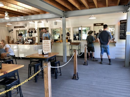 SUGARPINE DRIVE-IN - 839 Photos & 469 Reviews - 1208 E Historic ...