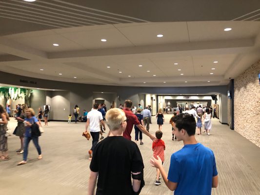 NORTH POINT COMMUNITY CHURCH - Updated October 2025 - 95 Photos & 76 ...