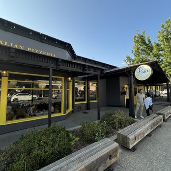 FIORI ITALIAN PIZZERIA - Updated August 2025 - 296 Photos & 226 Reviews ...