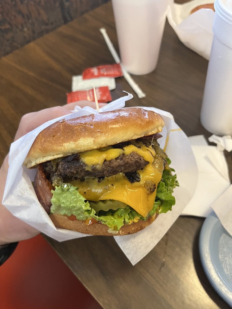 WILDCAT’S DEN - Updated December 2025 - 11 Photos & 34 Reviews - 2457 ...