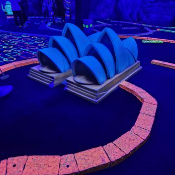GLO MINI GOLF - Updated October 2025 - 457 Photos & 374 Reviews - 1299 ...