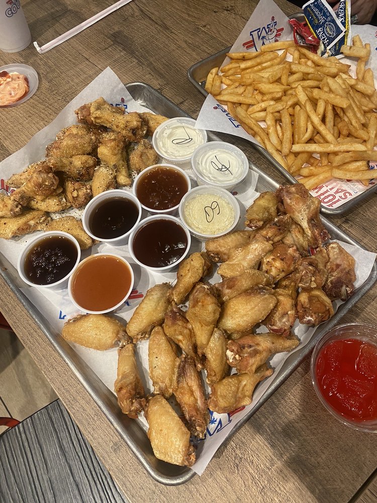 WING COUNTRY - Updated December 2025 - 60 Photos & 31 Reviews - 1736 NE ...