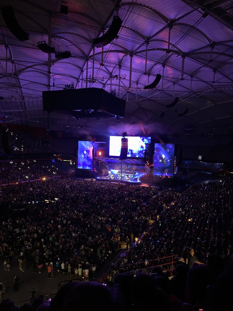 JMA WIRELESS DOME - Updated December 2024 - 38 Photos - 900 Irving Ave ...