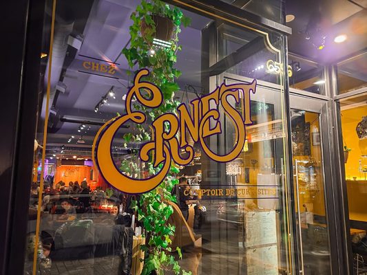 CHEZ ERNEST - Updated December 2025 - 17 Photos - 6596 Rue Saint-Hubert ...