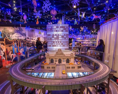 NEW YORK TRANSIT MUSEUM GALLERY & STORE - Updated October 2025 - 450 ...