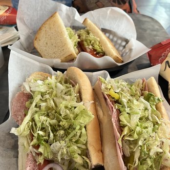 THE LUNCH LOUNGE - Updated December 2025 - 116 Photos & 192 Reviews ...