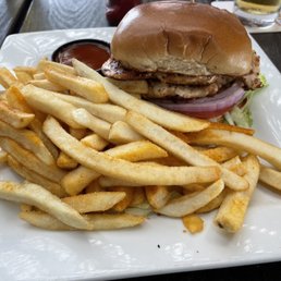 CHILL GRAPEVINE - Updated December 2025 - 301 Photos & 471 Reviews ...