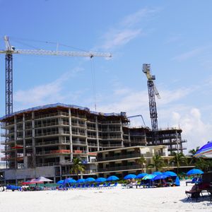 FOUR WINDS BEACH RESORT - Updated June 2025 - 17 Photos & 15 Reviews ...