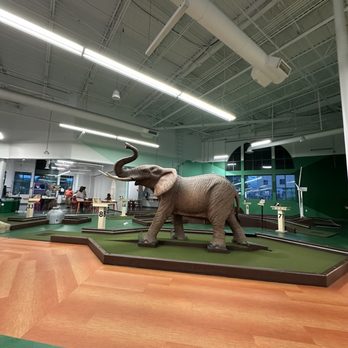 SUBPAR MINIATURE GOLF - Updated December 2025 - 475 Photos & 379 ...