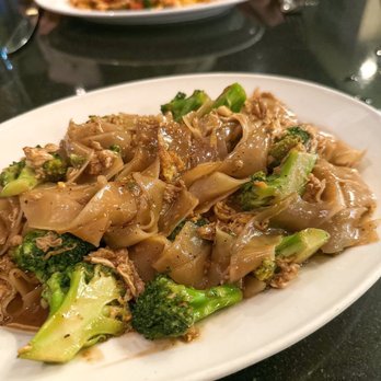 BASIL THAI CUISINE - Updated October 2024 - 345 Photos & 721 Reviews ...