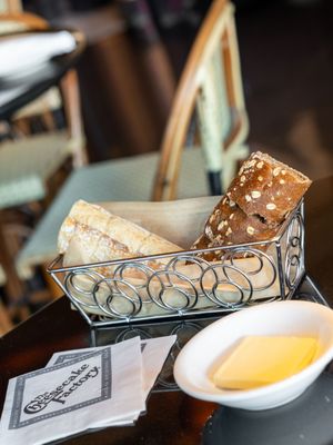 THE CHEESECAKE FACTORY - 476 Photos & 416 Reviews - American ...