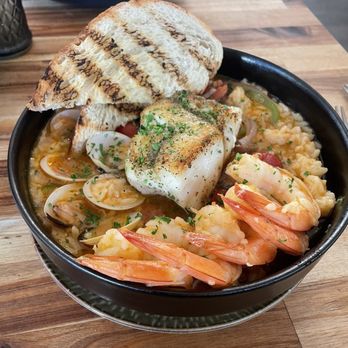 OSO - Updated December 2024 - 86 Photos & 51 Reviews - 200 E Main St ...