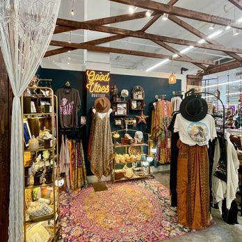 PAINTED TREE BOUTIQUE - Updated September 2025 - 122 Photos & 14 ...