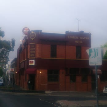 LONDON TAVERN HOTEL - Updated May 2026 - 13 Reviews - 238 Lennox St ...