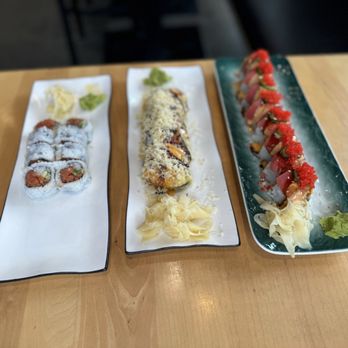 UMI KITCHEN AND SUSHI BAR - Updated October 2025 - 496 Photos & 327 ...