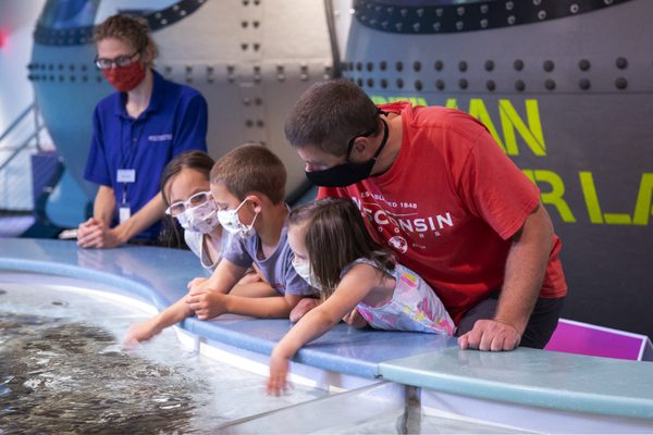 DISCOVERY WORLD - 303 Photos & 107 Reviews - 500 N Harbor Dr, Milwaukee ...
