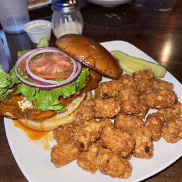 COURTSIDE GRILLE - 333 Photos & 345 Reviews - 110 Fountain Pkwy N, St ...