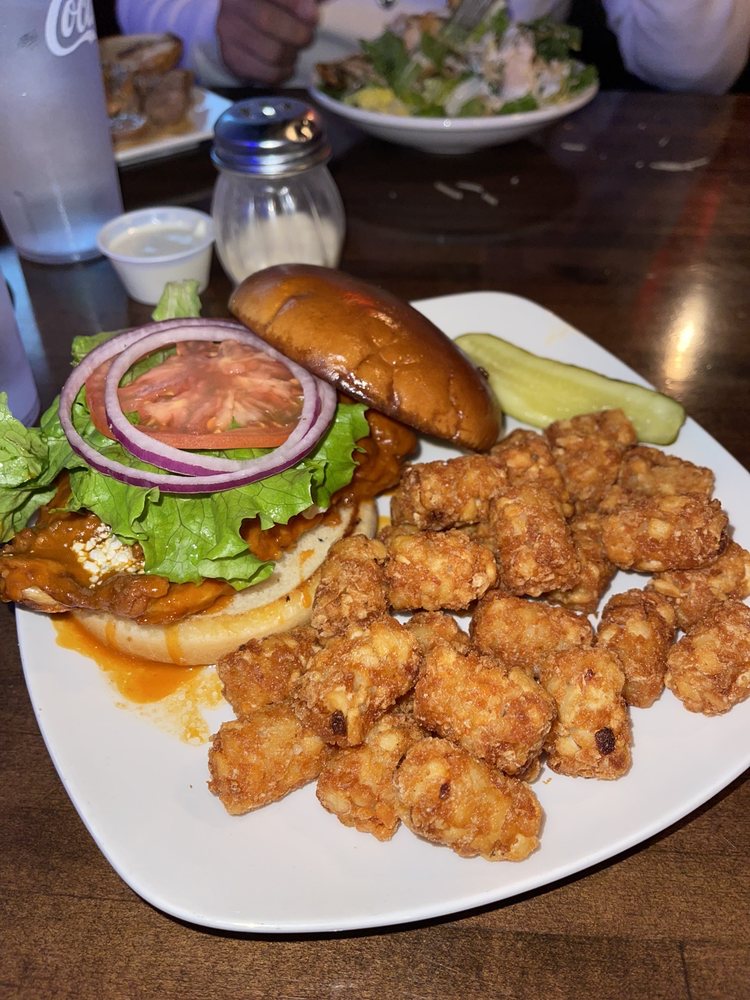 COURTSIDE GRILLE - Updated June 2024 - 358 Photos & 370 Reviews - 110 ...