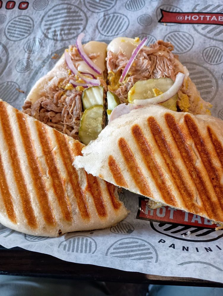 HOT TABLE - Updated July 2025 - 1111 Riverdale St, West Springfield ...