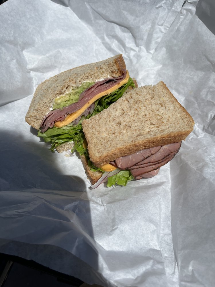 FOURTH STREET DELI - Updated November 2025 - 63 Photos & 95 Reviews ...