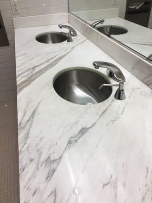 CALABASAS LIBRARY - Updated December 2025 - 15 Photos & 80 Reviews ...