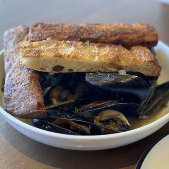 DAMN FINE - Updated October 2024 - 756 Photos & 427 Reviews - 3410 ...