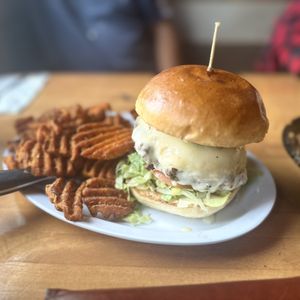 BIG WAVE CAFE - Updated December 2025 - 305 Photos & 700 Reviews - 822 ...