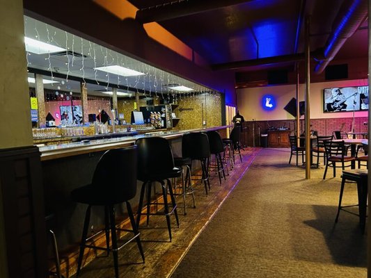 POLECAT TAVERN - Updated July 2025 - 13 Photos - 260 W Winnie Ln ...