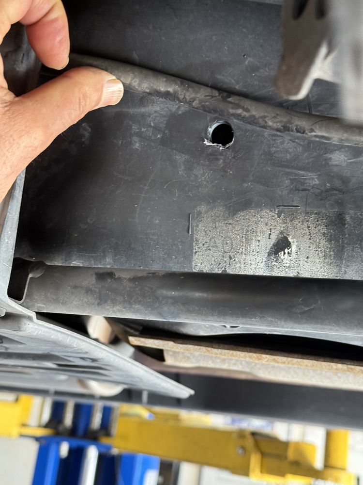 CHILTON AUTO BODY - Updated May 2025 - 24 Photos & 167 Reviews - 1049 ...