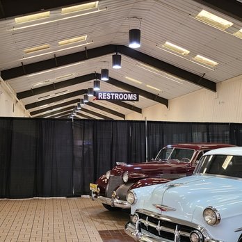 CLASSIC AUTO MALL - Updated December 2025 - 82 Photos & 35 Reviews ...