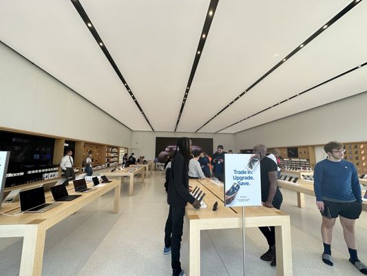 APPLE VILLAGE POINTE - Updated April 2026 - 28 Photos & 136 Reviews ...