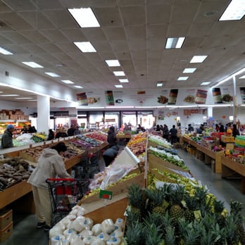 OREGON MARKET - Updated September 2024 - 68 Photos & 42 Reviews - 320 W ...