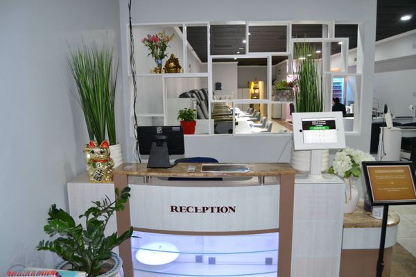 KENWOOD NAILS - Updated July 2025 - 64 Photos & 32 Reviews - 6265 ...