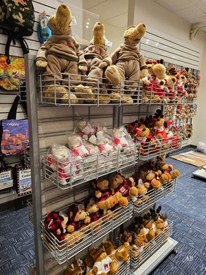 CALGARY SOUVENIRS & GIFT SHOP - Updated September 2025 - 157 Photos ...