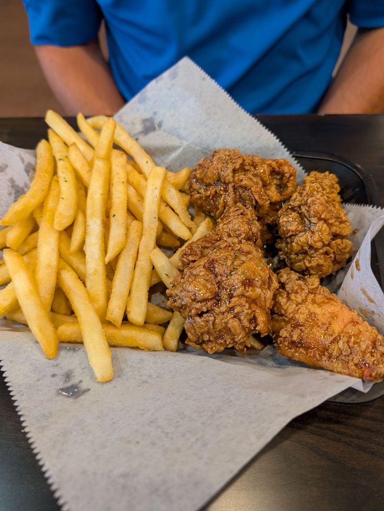 CM CHICKEN - Updated January 2026 - 47 Photos & 22 Reviews - 55 S ...