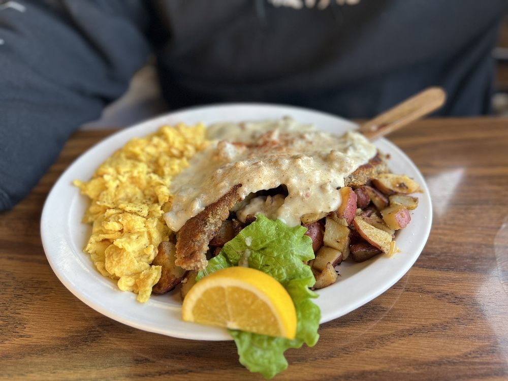 PJ & CO RESTAURANT & SALOON - Updated July 2024 - 758 Photos & 668 ...