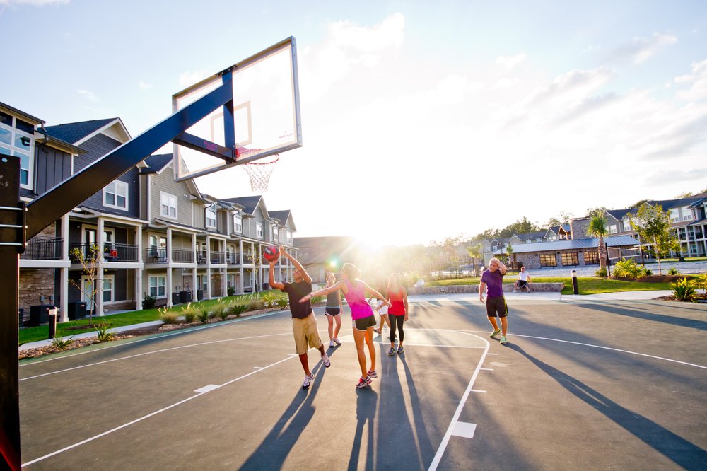 REDPOINT BATON ROUGE - 22 Photos & 36 Reviews - 910 Ben Hur Rd, Baton ...