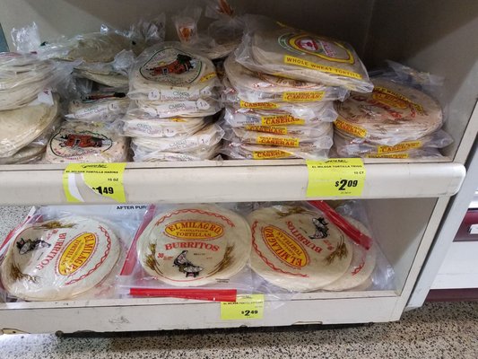 SUPER MERCADO EL GUERO - 114 Photos & 22 Reviews - 850 N Farnsworth ...