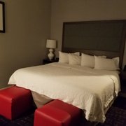 HAMPTON INN & SUITES RENO WEST - 187 Photos & 73 Reviews - Hotels - 900 ...