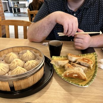 DUMPLING WORLD - Updated January 2025 - 91 Photos & 41 Reviews - 16630 ...
