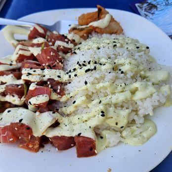 SALTY GIRLS - SEQUIM SEAFOOD - Updated May 2025 - 449 Photos & 458 ...