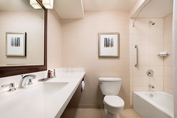 CHICAGO MARRIOTT NAPERVILLE - Updated December 2025 - 159 Photos & 127 ...