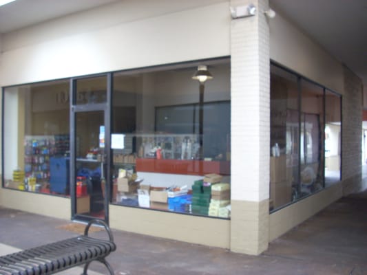 HOLIDAY MANOR SHOE REPAIR SHOP - Updated December 2025 - 10 Photos & 19 ...